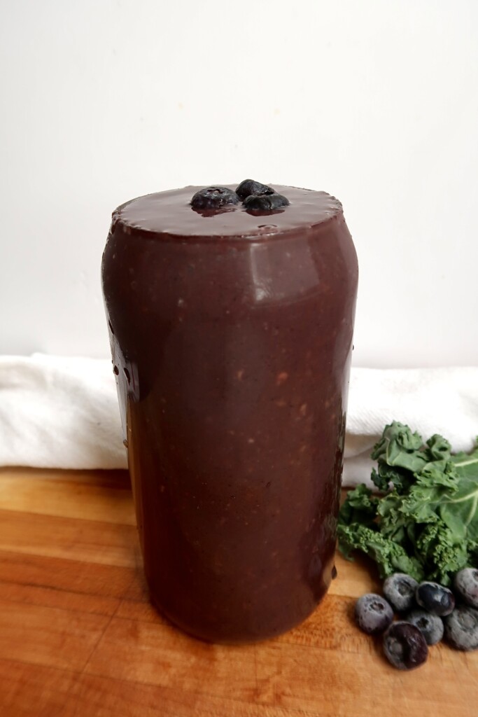 The Best Blueberry Kale Smoothie (High Protein)